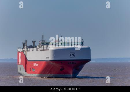 Vehicle carrier Thor Highway heading for Royal Portbury docks Stock ...