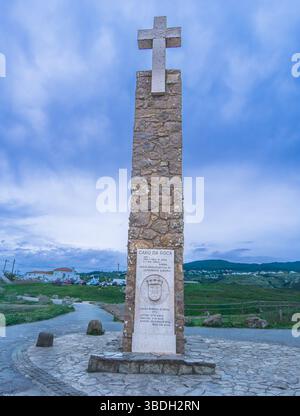 Wooden fence overlooking the blue sea Stock Photo - Alamy