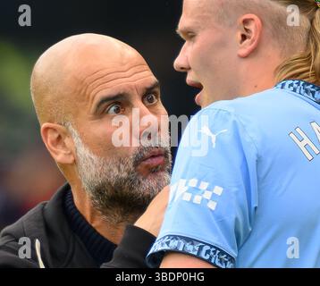 Pep Guardiola of Manchester City gives orders during the Sunderland v ...