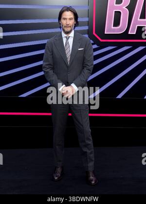 LONDON, ENGLAND - MAY 22: Keanu Reeves attends the world premiere of ...