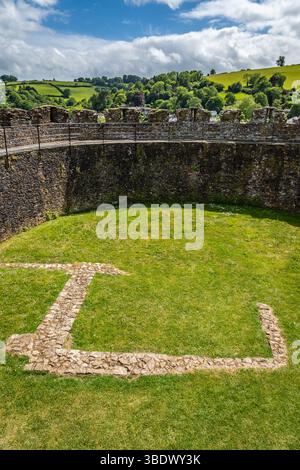 Totnes Castle in Devon, UK Stock Photo - Alamy