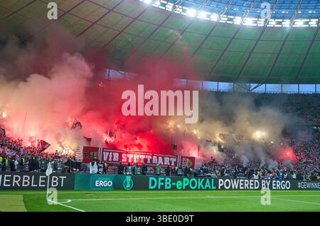 VfB Stuttgart Fans, Ultras, Pyrotechnik, Bengalo, Bengalisches Feuer ...
