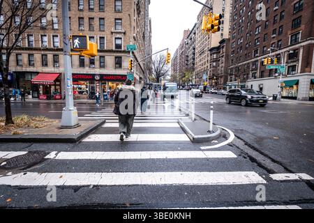 Detailed classic street scene of Manhattan, New York Stock Photo - Alamy