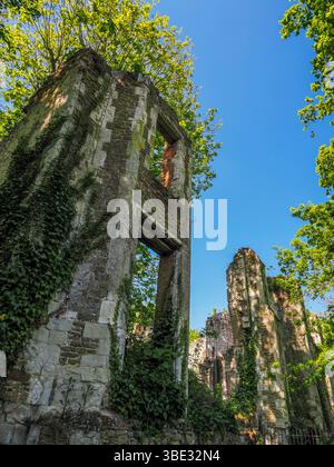 Betchworth Castle, Ruin, Fortified Medieval House, Dorking, Surrey. UK ...