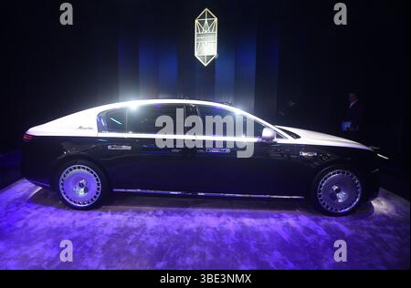 A Huawei MAEXTRO S800 ultra-luxury car displayed at the 2025 Shanghai International Auto Show in ...