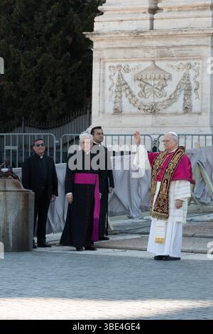 Saint John Lateran, Rome, 25 May 2025. Pope Leo XIV leaves in the ...