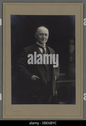 (John) Hugh Edwards Stock Photo - Alamy