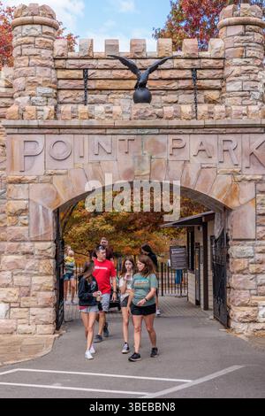 Point Park gate, Chickamauga & Chattanooga National Military Park ...