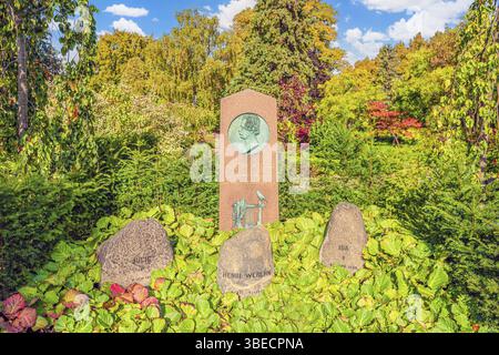 The grave of Danish lyric poet Rasmus Villads Christian Ferdinand ...