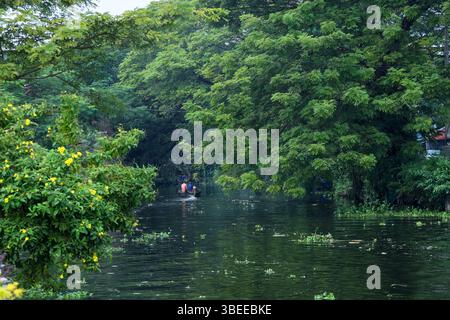 Alappuzha, Alleppey, Venice of the East, backwaters, waterways, canals ...