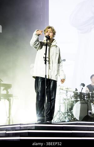 Jelling, Denmark. 28th May, 2025. The Danish pop singer and songwriter ...