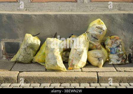 Yellow bin liners, Green Dot, Old Town, Quedlinburg, Saxony-Anhalt ...