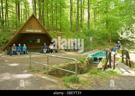 Wassertretbecken, Kneipp, Schutzhütte, Kneipp-Verein Wiesbaden e. V ...