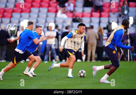 Inter Milan's Lautaro Martinez, centre, scores his side's opening goal ...