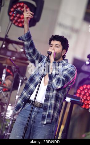 Colombian singer-songwriter Sebastián Yatra performs on NBC's Today ...