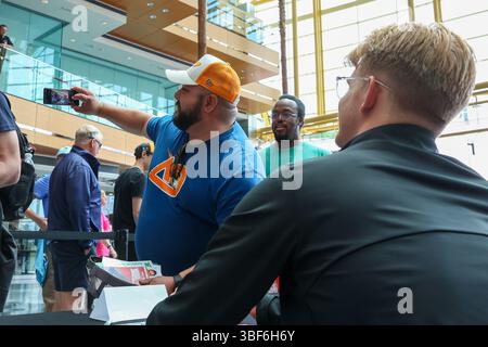 May 30th, 2025: A fan takes a selfie during the autograph session for ...