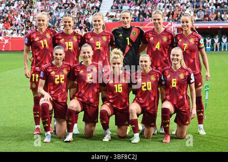 From left: Linda DALLMANN (GER), Janina MINGE (GER), action. Football ...
