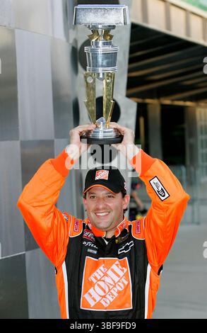 Indianapolis, In, USA. 28th July, 2007. Ryan Newman prior to practice ...