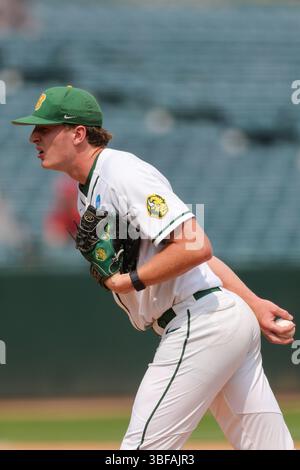 May 31, 2025: Kansas catcher Ian Francis (7) lifts his mask for some ...