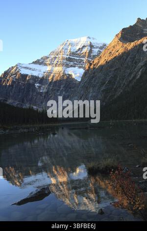 Morning light and reflection of Mount Edith Cavell in Jasper National ...