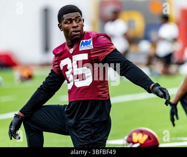 Ashburn VA: Washington Commanders safety Tyler Owens (40) participates ...