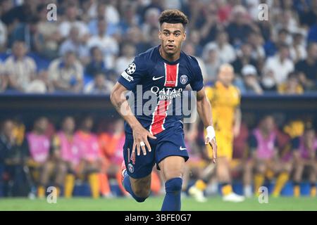 Desire Doue (PSG), action, single action, single image, cutout, full ...