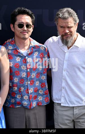 Steven Yeun und Matt Damon beim Fan-Event 'Netflix Tudum 2025: The Live ...