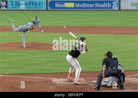 Chicago White Sox pitcher Sean Newcomb throws against the Detroit ...