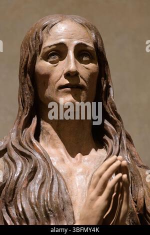 Polychrome terracotta statue of Penitent Mary Magdalene by Angiolo di ...