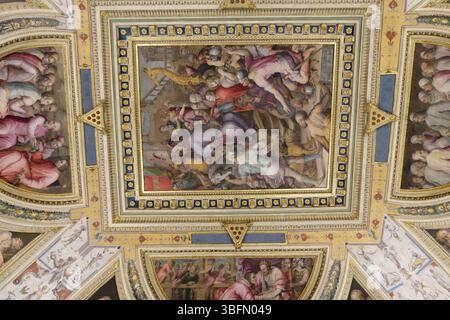 Ceiling fresco by Giorgio Vasari and Marco Marchetti, depicting ...