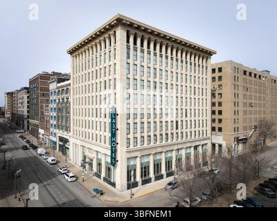 Roberts, Johnson & Rand - International Shoe Company, Location: St ...