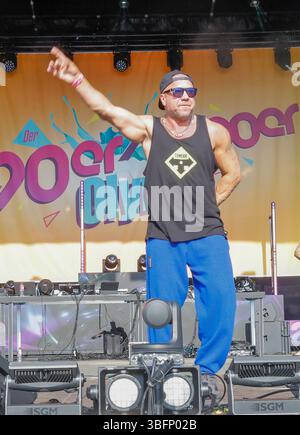 DJ Tomekk beim 90er/ 2000er Olymp 2025 auf dem Zentralen Festplatz in ...