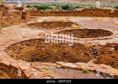 Kiva; ceremonial structure; Chetro Ketl Pueblo; Chaco Culture National ...