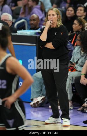 Minnesota Lynx head coach Cheryl Reeve watches play during the second ...