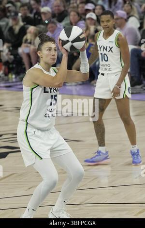 Minnesota Lynx forward Jessica Shepard (15) shoots a jumper over ...