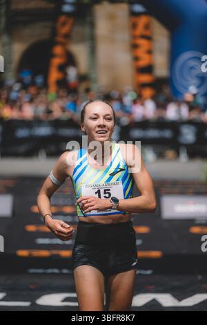 Anna Gibson participating in the Zegama-Aizkorri 2025 mountain marathon ...