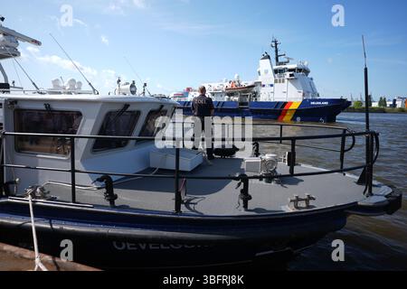 03 June 2025, Hamburg: The coast guard ship "Helgoland" is moored on ...
