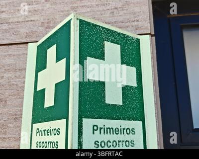 first aid for initial treatment of injuries and wounds first aid for ...