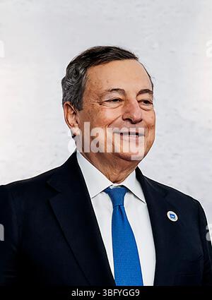 Italian Prime Minister Mario Draghi welcomes European Commission ...