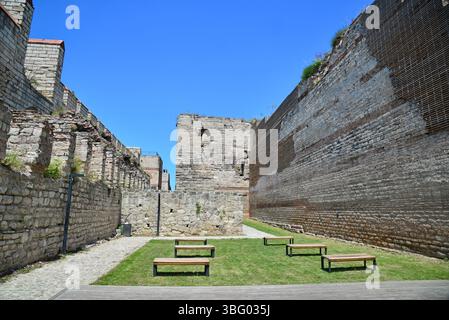 The Istanbul Land Walls, located in Istanbul, Turkey, were built by the ...