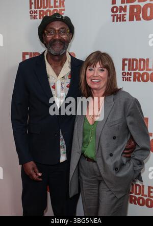 Lenny Henry and Lisa Makin on day eight of the 2025 Wimbledon ...