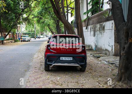 Mahindra XUV, red A Mahindra XUV vehicle pictured in Hauz Khas in New ...
