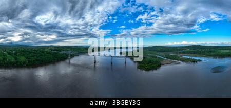 Aerial view of the Rip Van Winkle Bridge spanning the Hudson River ...