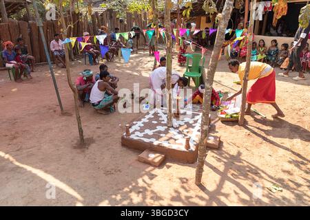 Preparations for traditional wedding of gadhava tribe in a remote ...