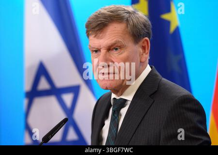 Berlin, Pressebegegnung Johann Wadephul und Yvette Cooper ...