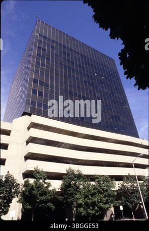 Photograph of the IBM building, located at 140 East Town Street in ...