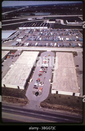 Aerial photo shows the container terminal of Lianyungang Port at night ...