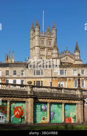 England, Somerset, Bath, Grand Parade and The Abbey with Sightseeing ...