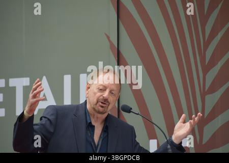 Jerry Goldstein, longtime manager and producer for WAR, delivers ...