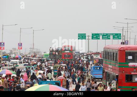 Gabtoli Bus terminal Stock Photo - Alamy